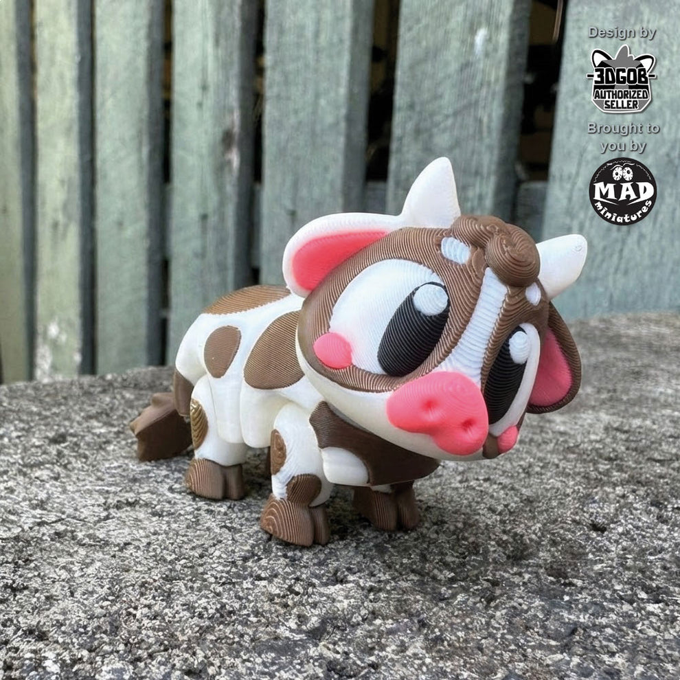 Mad Mini Articulated Cow – Cute Fidget Toy (Two Versions) – Mad Miniatures